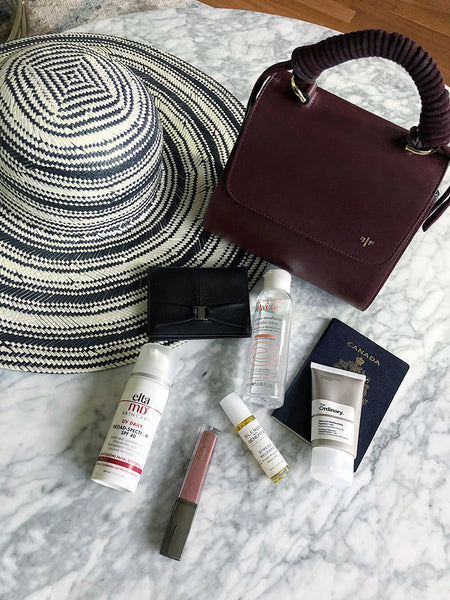 IN HER BAG: FABIOLA – islafontaine